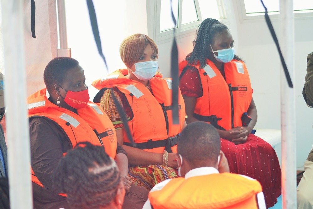 UNICEF donates four boat ambulances promote vaccination among children ...