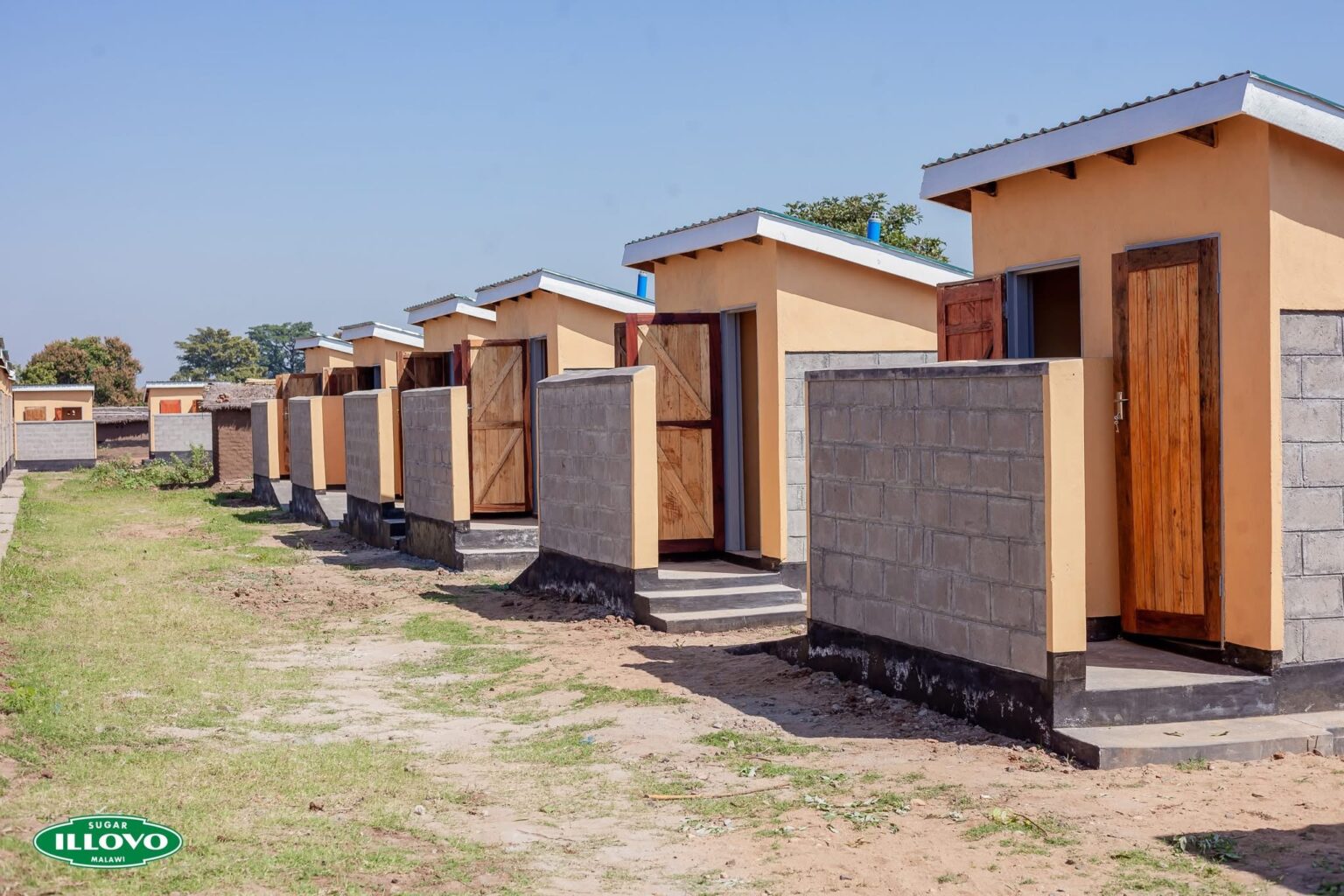 Illovo Sugar Malawi hands over 10 houses it constructed for Cyclone ...